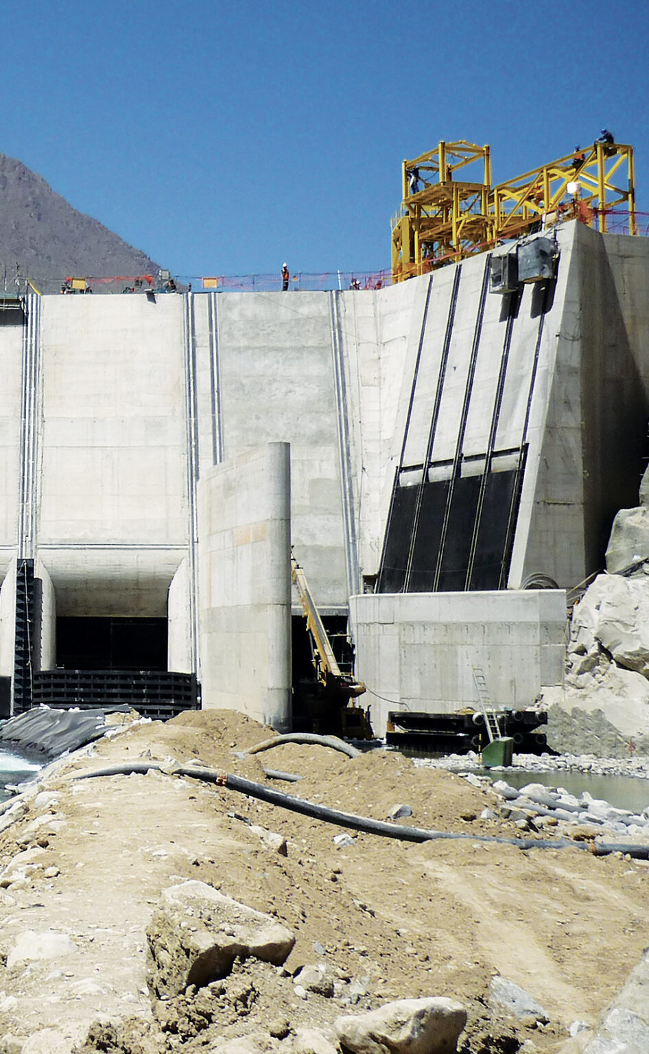 Central Hidroeléctrica El Platanal (220 MW) – Obras de superficie : JJC Grupo