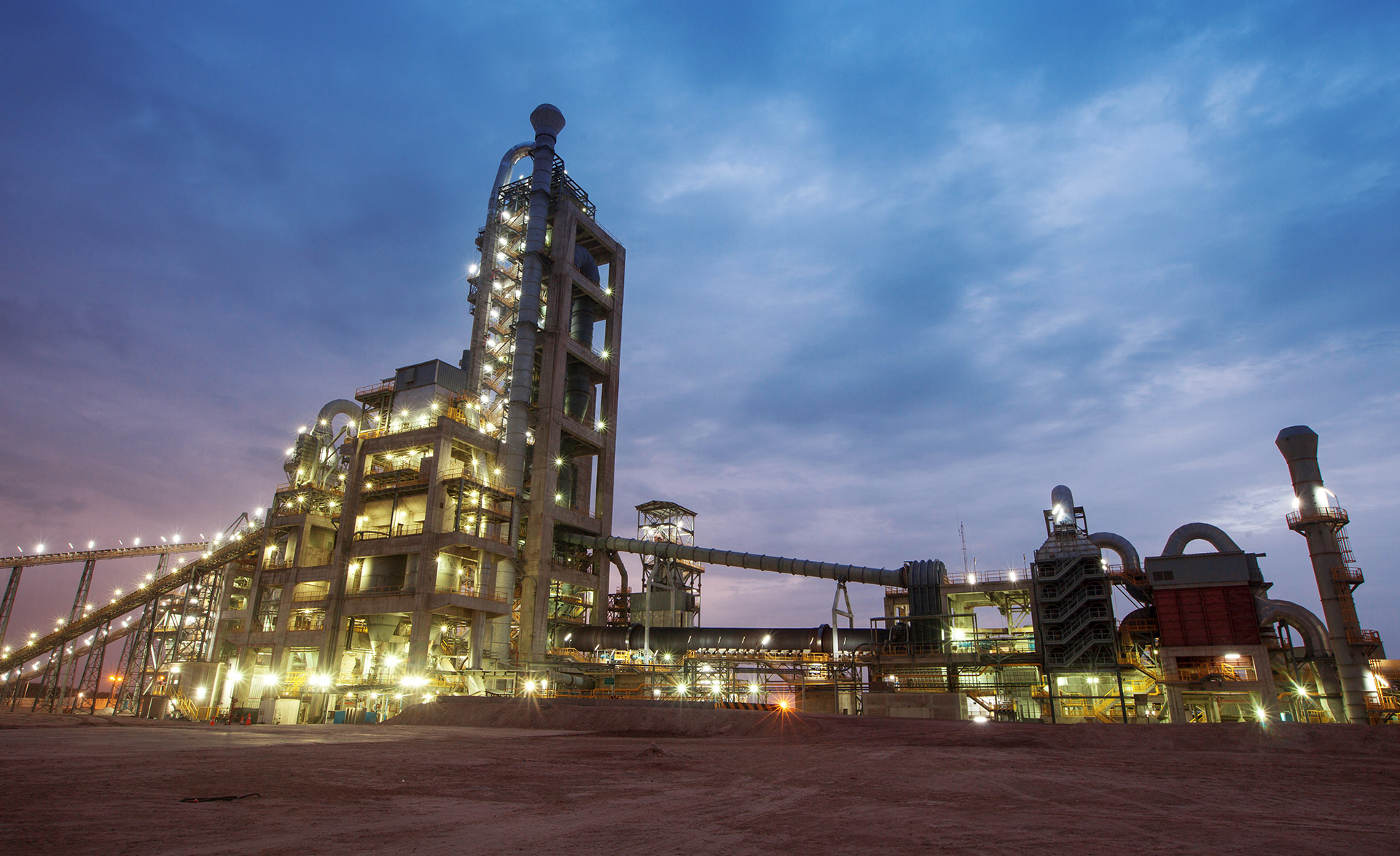 Planta de Cemento Pacasmayo : JJC Grupo