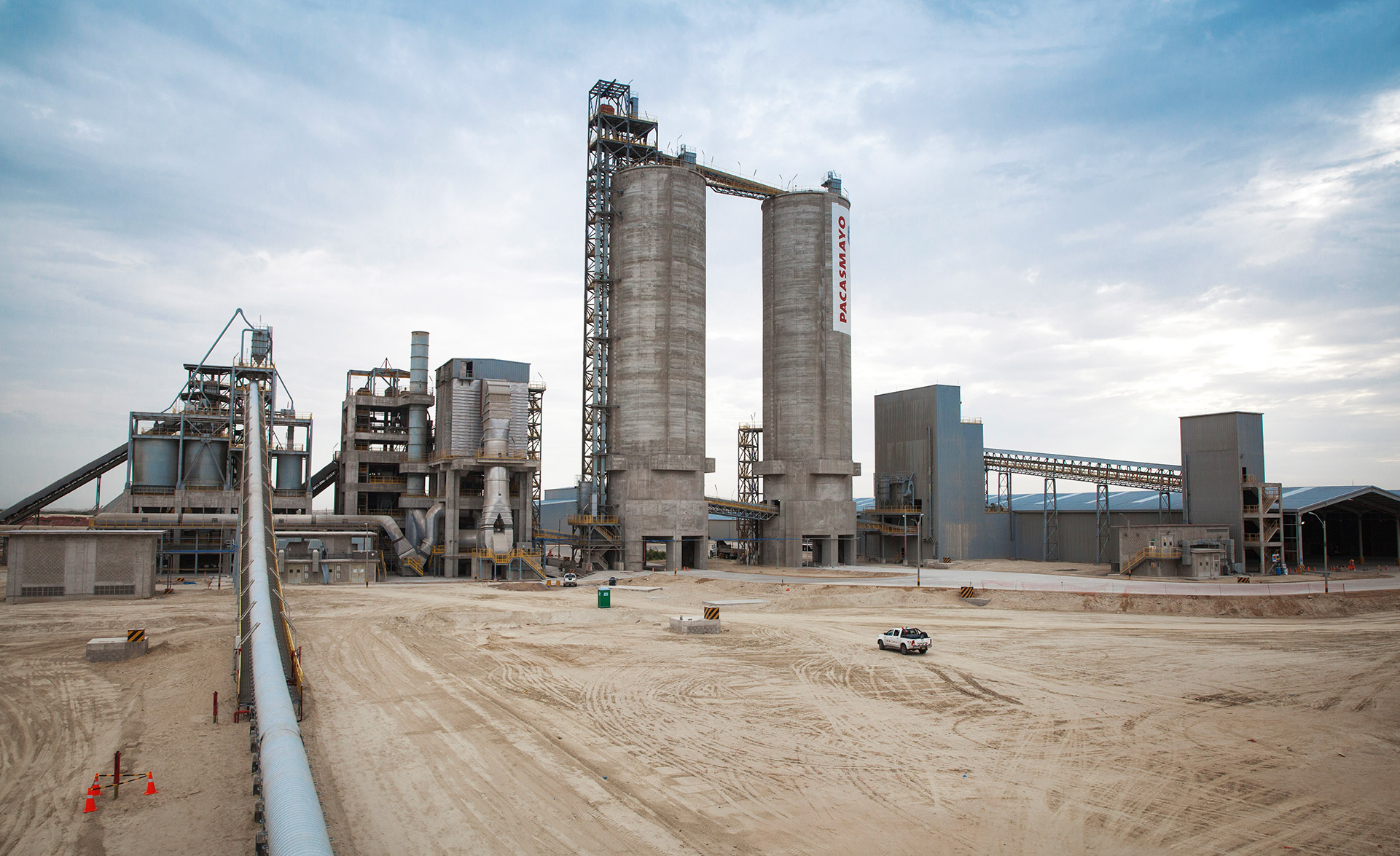 Planta de Cemento Pacasmayo : JJC Grupo