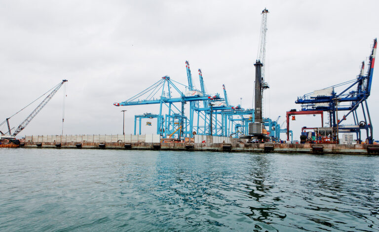 Modernización del Terminal Multipropósito del Callao : JJC Grupo