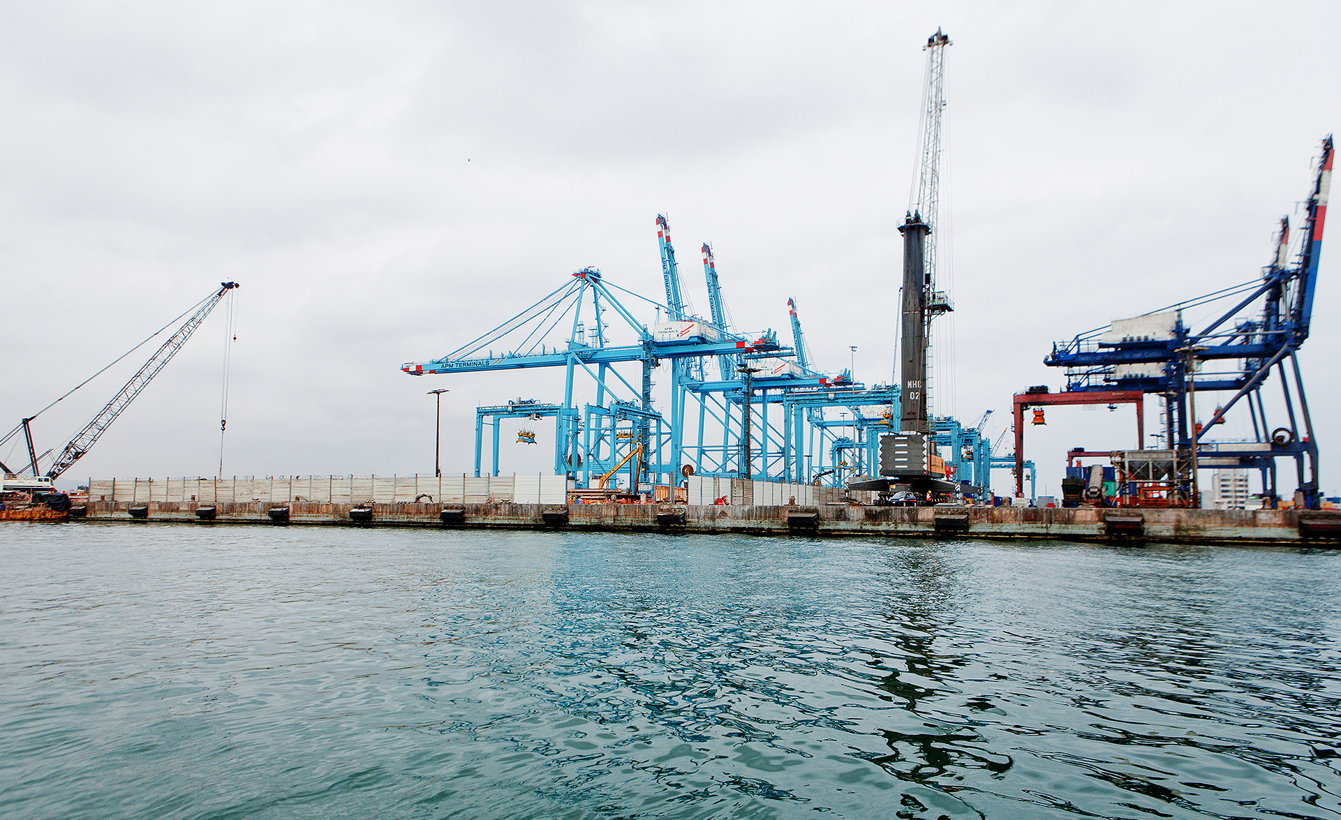 Modernización del Terminal Multipropósito del Callao : JJC Grupo