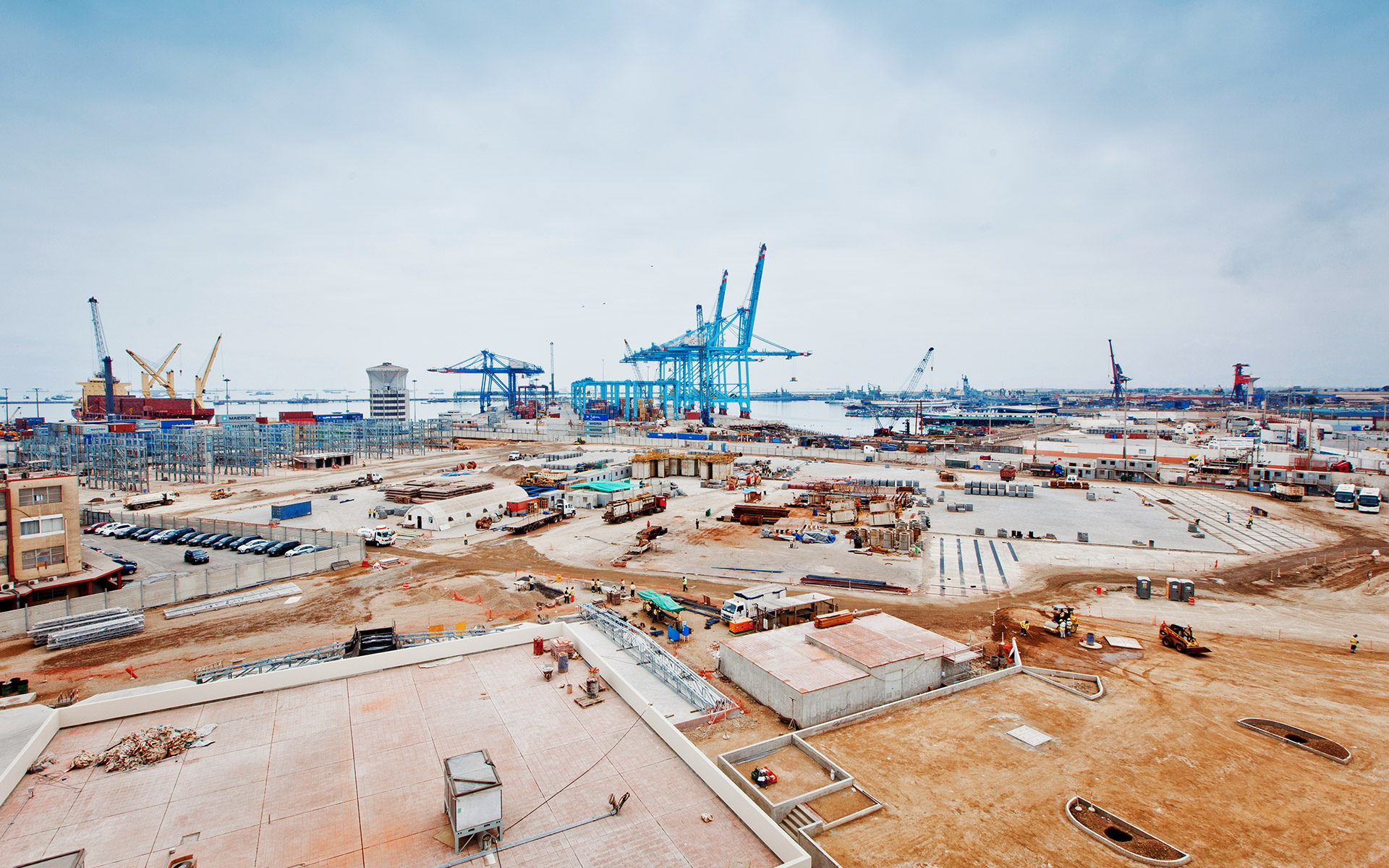 Modernización del Terminal Multipropósito del Callao : JJC Grupo